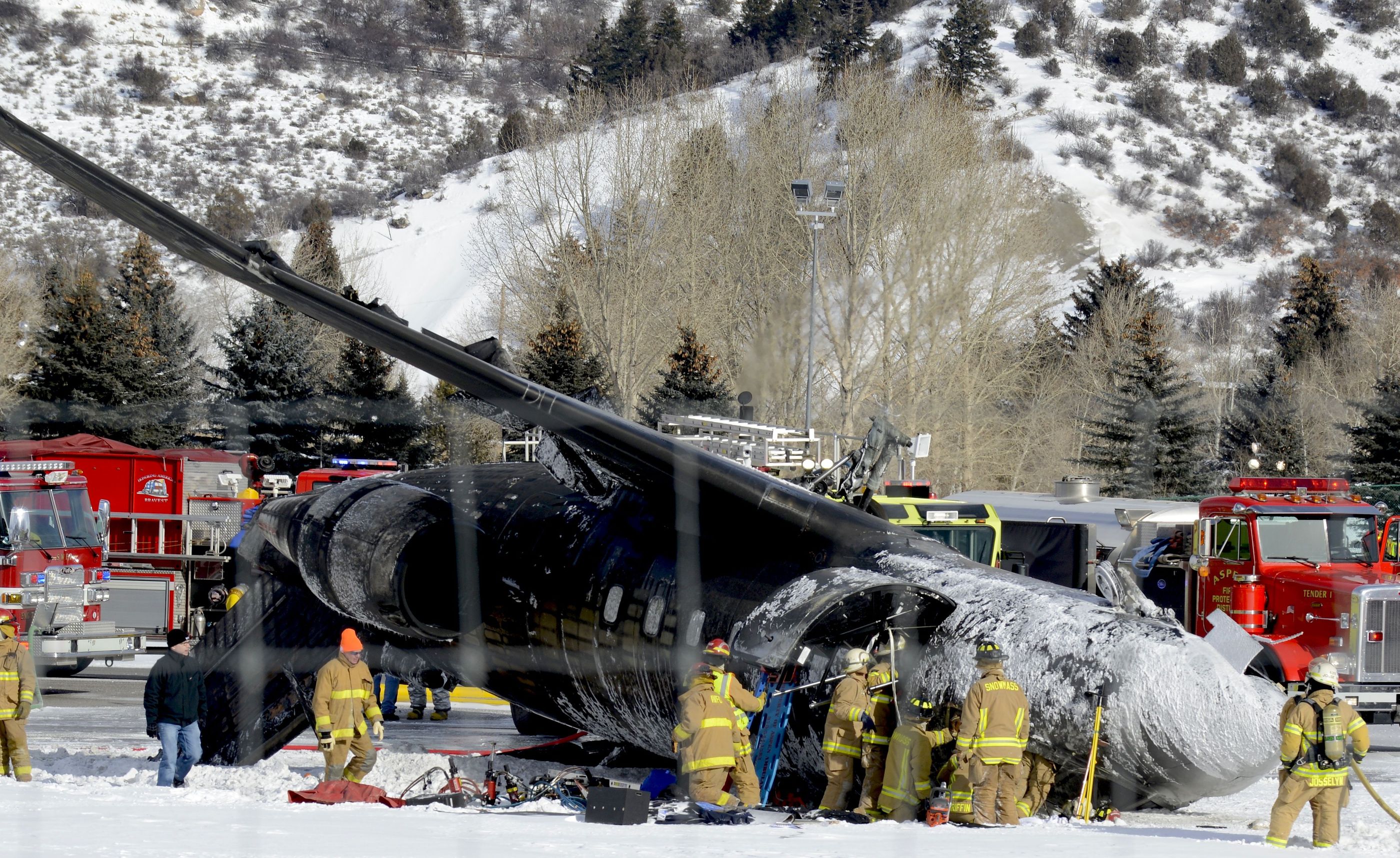 1 killed, 2 injured in Colorado plane crash | Salisbury Post