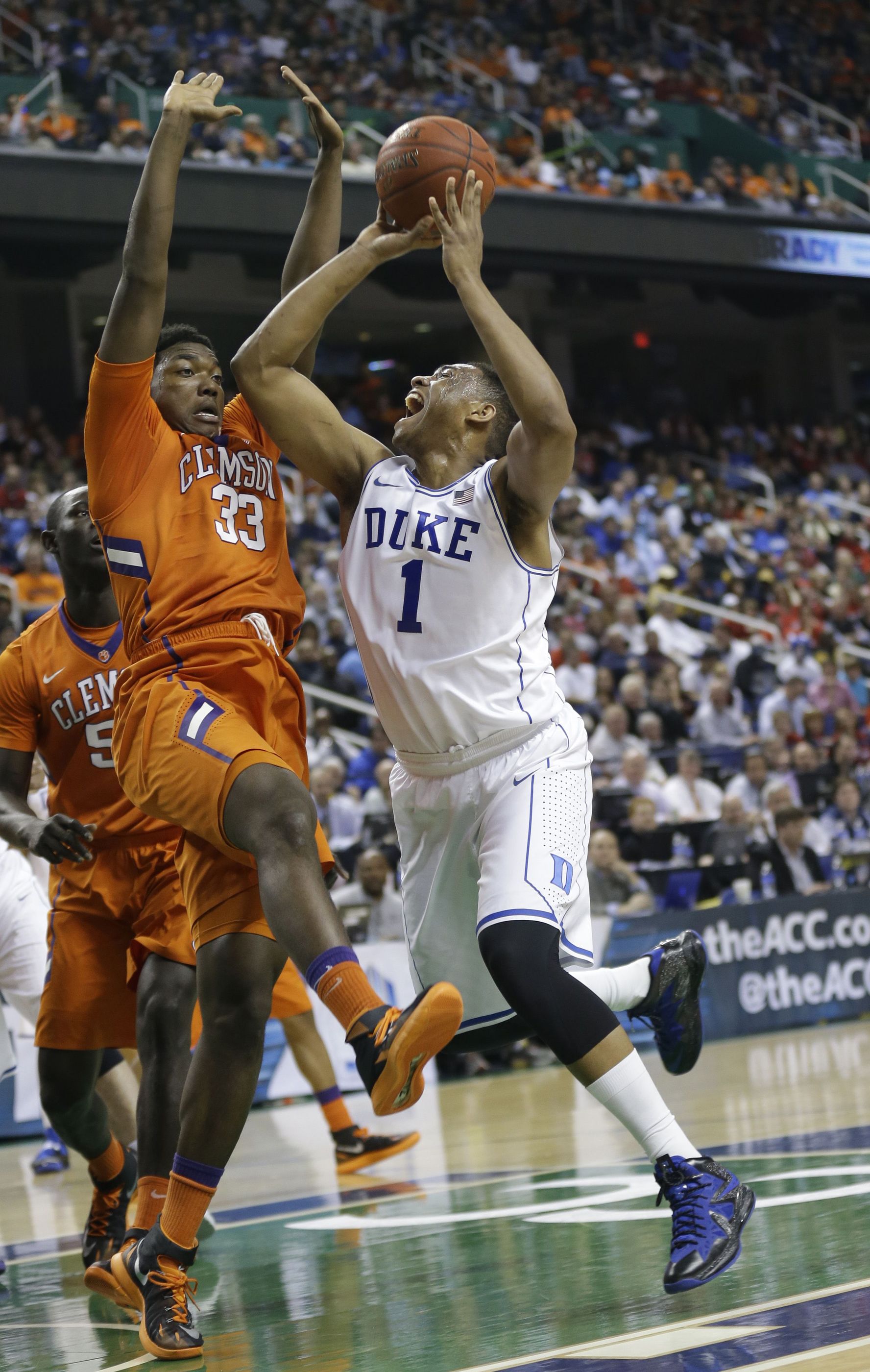 Duke hangs on after late free throws | Salisbury Post
