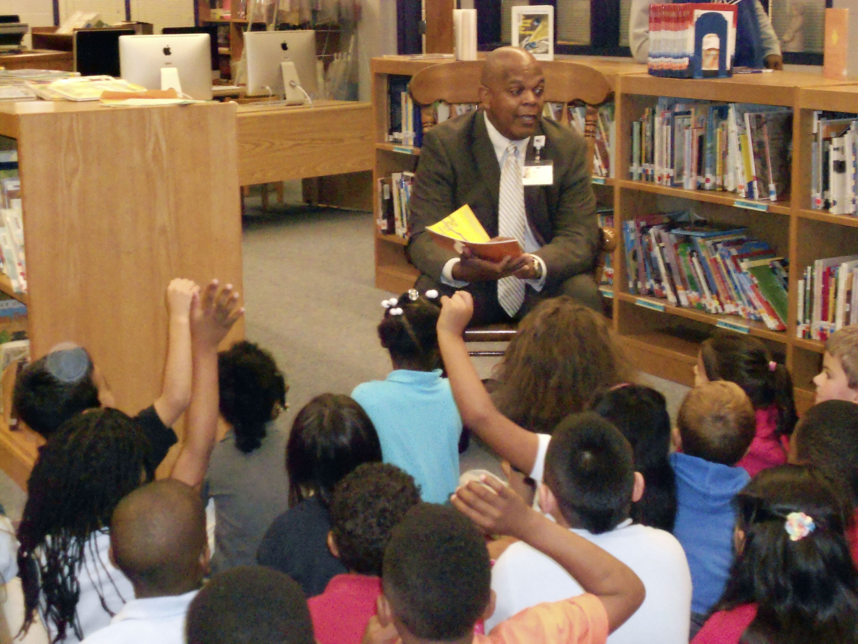 Hanford-Dole book club presentation | Salisbury Post