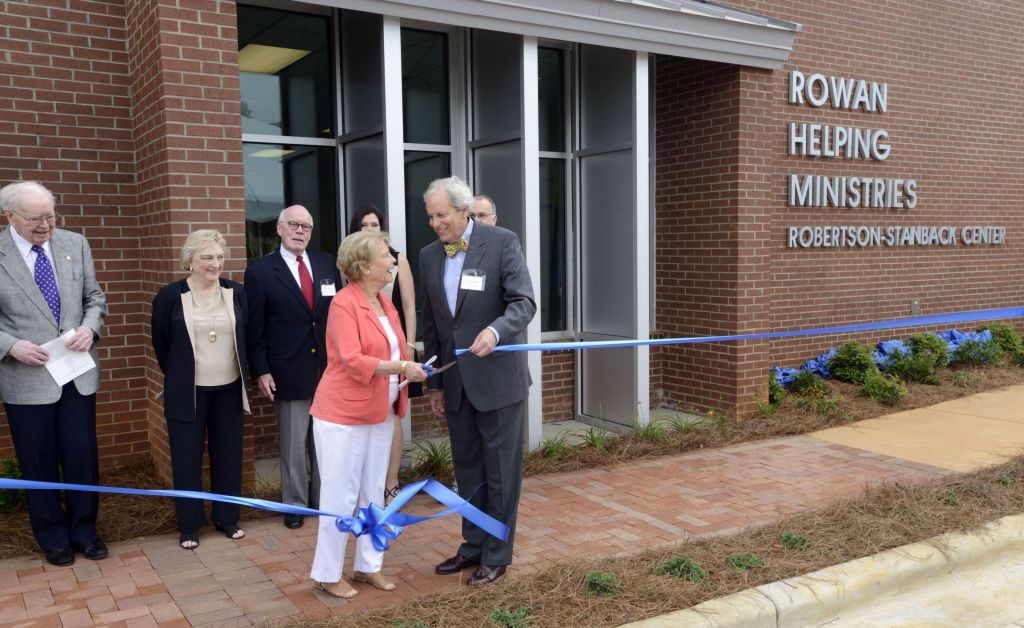 Rowan Helping Ministries dedicates ‘miracle on Long Street’ - Salisbury ...
