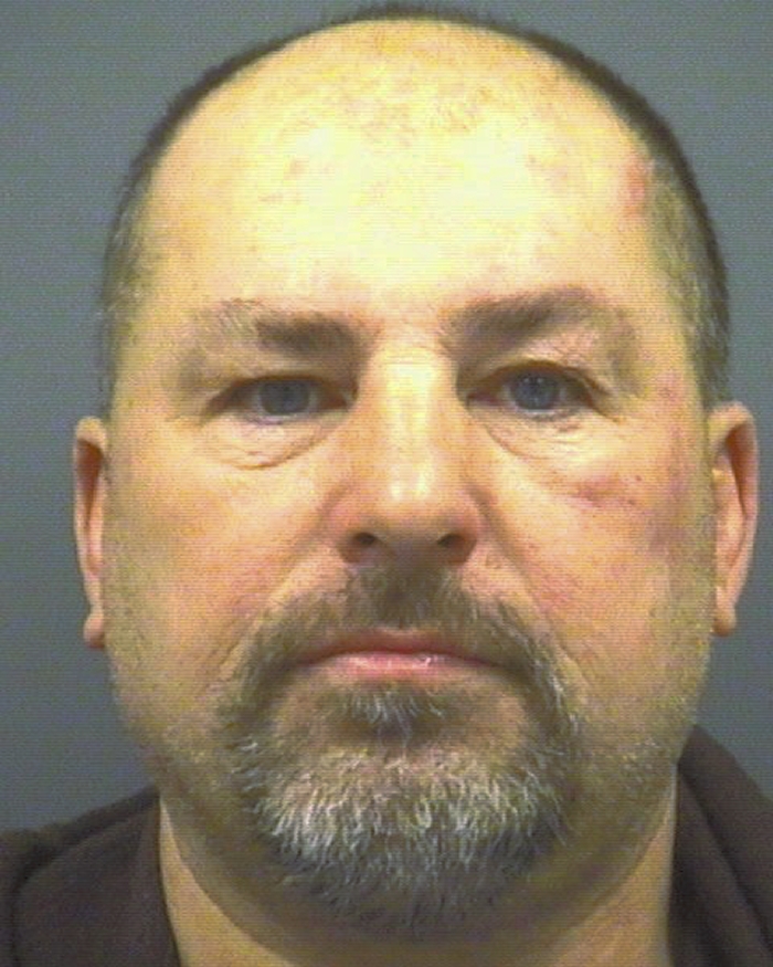 Multiple charges for man after short chase on Goodman Lake Road ...