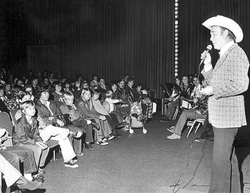 Roy Rogers: King of the Cowboys packed the house in 1975 | Salisbury Post
