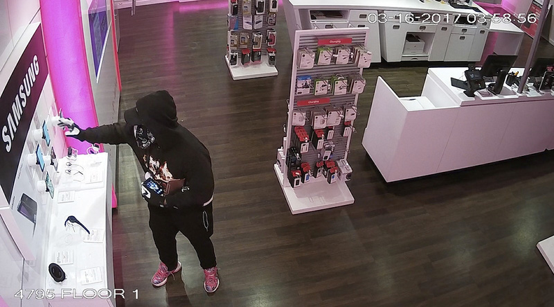 Man charged with stealing cell phones after speeding ticket | Salisbury ...