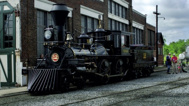 Next stop, Atlanta: Historic train makes last open-air appearance ...