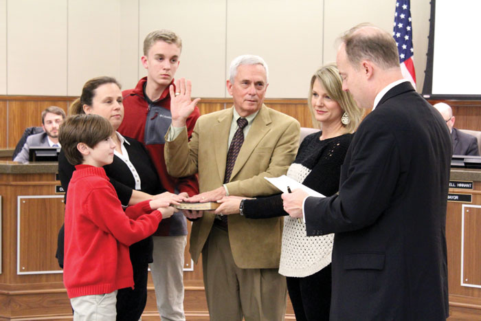 Council members excited for future as Kannapolis swears in mayor ...
