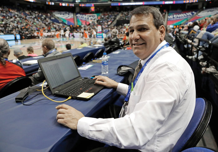 Basketball refs using clock technology to get it right | Salisbury Post