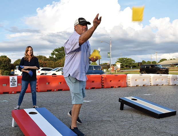 All-American Saturday Night Out draws crowd, good times to downtown ...