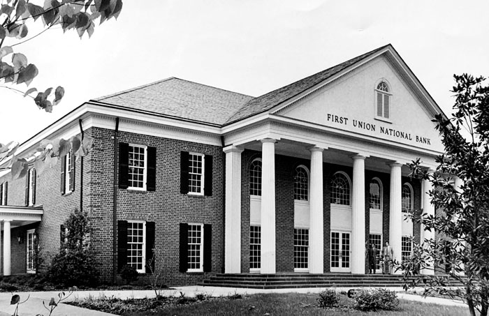 Employees of now-demolished First Union Bank gather where they once ...