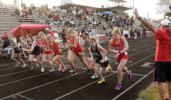 High school girls track: Mustangs nip Carson for first title since 2015 ...