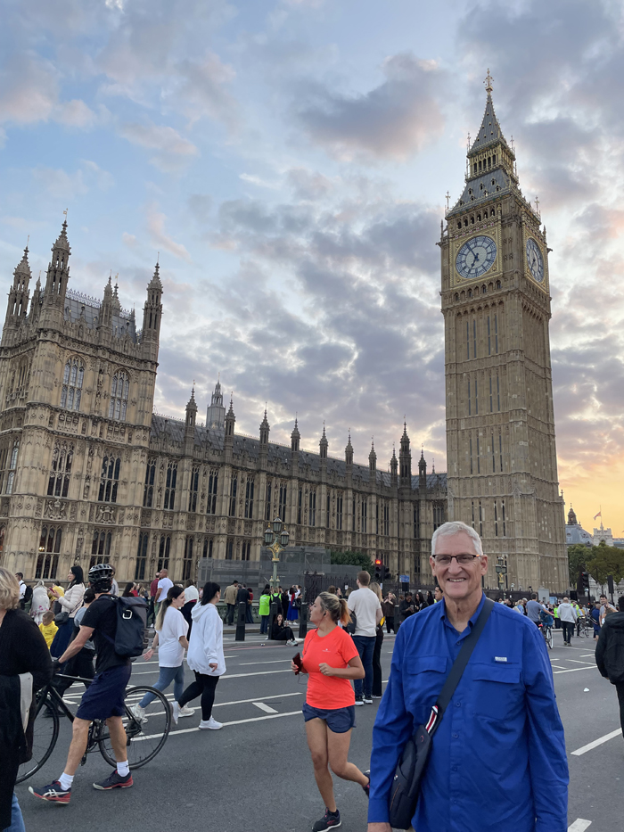 Larry Efird: It’s all about the queue — and the queen | Salisbury Post