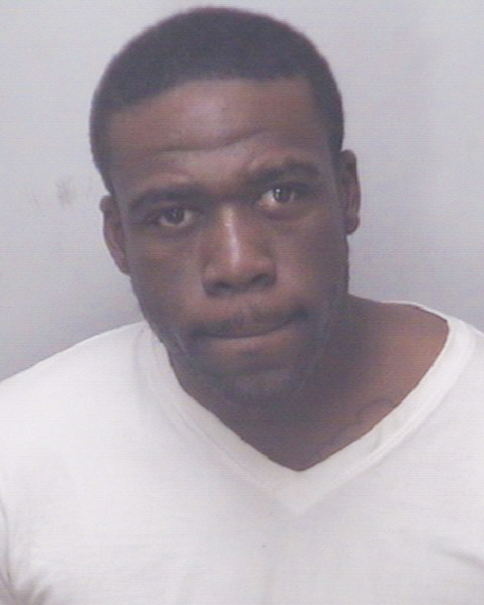 Suspect facing sex offense charges runs from police before being caught ...