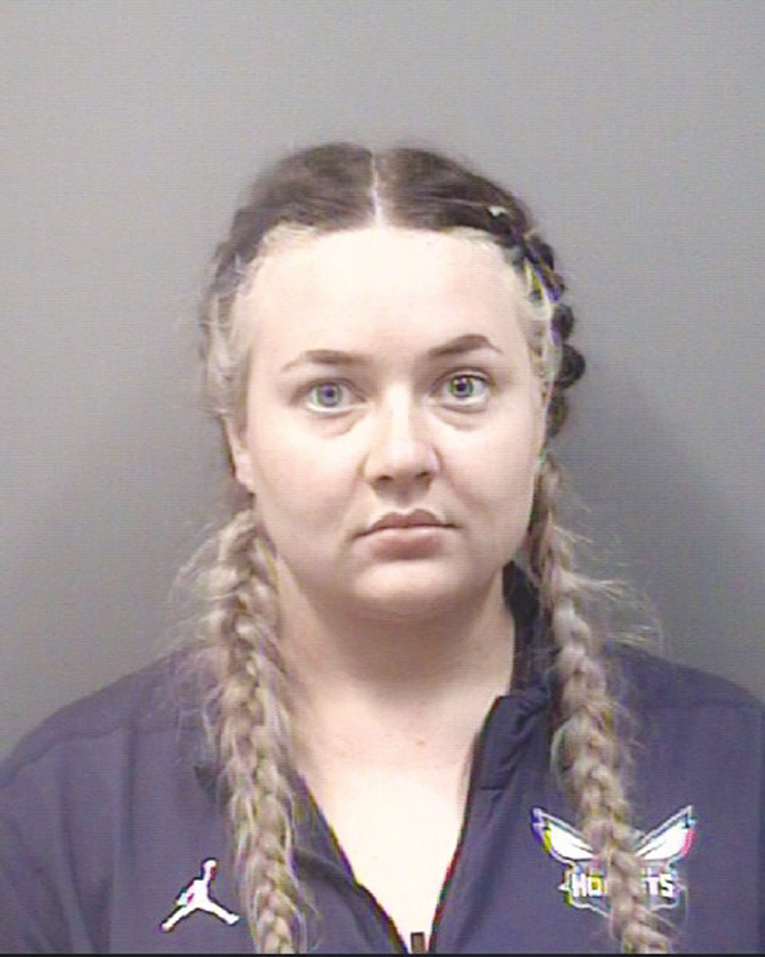 Woman charged with felony fleeing after engaging police in chase ...