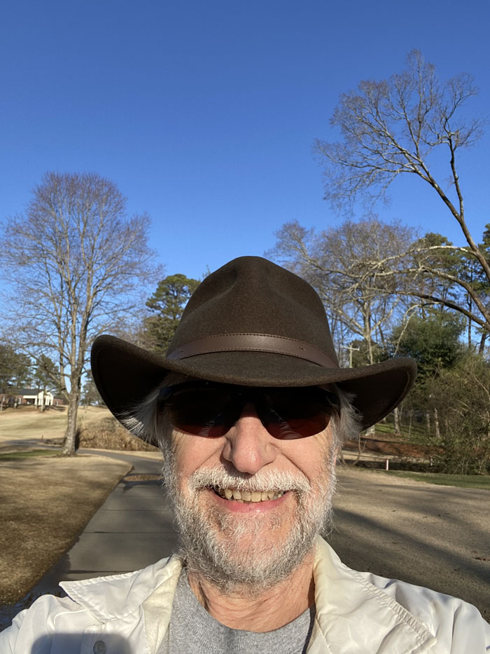 Neighborhood stroll to park serves as first day hike for 2023 ...