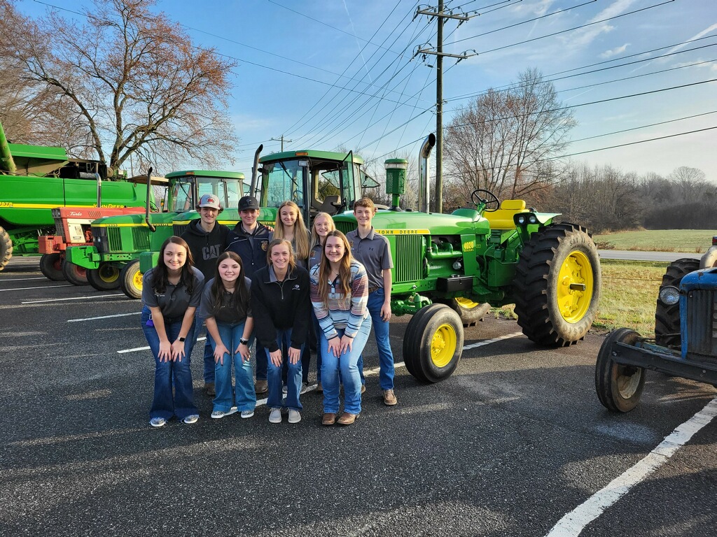 Send in the tractors | Salisbury Post