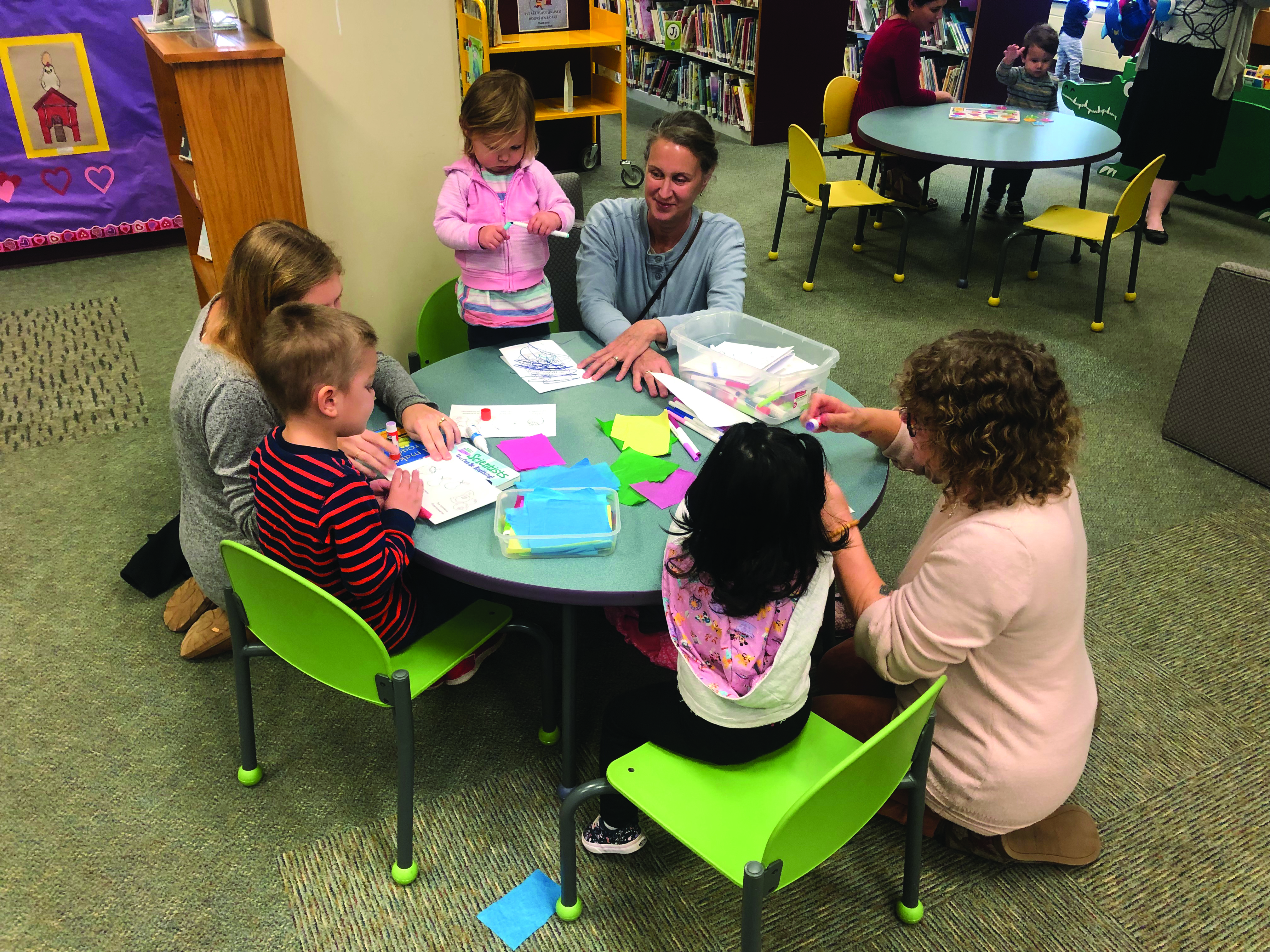Bridge between cultures: Bilingual storytime lets kids learn two ...