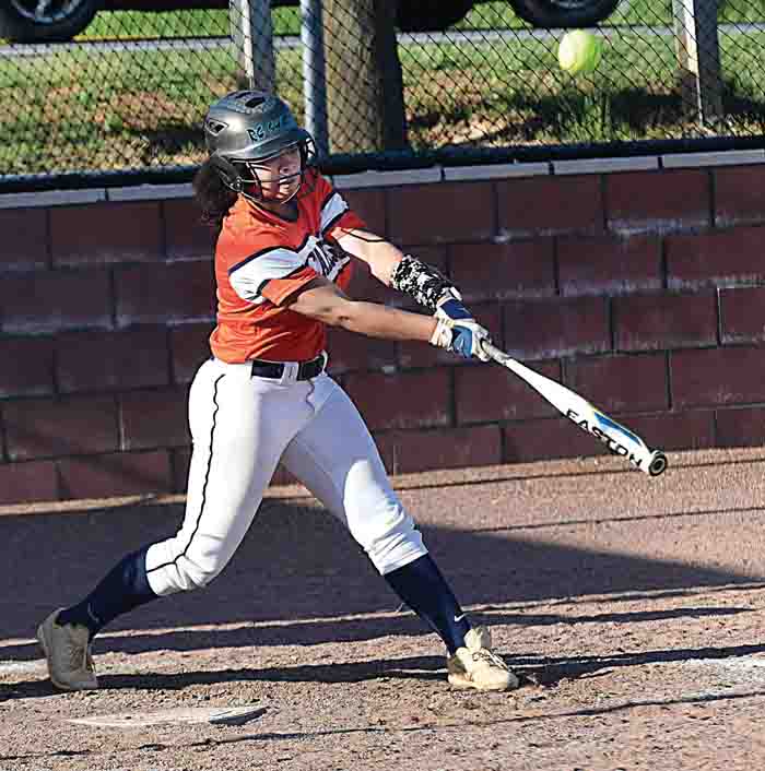 Photo gallery: Lonna leads the way — Addison helps Carson knock off ...