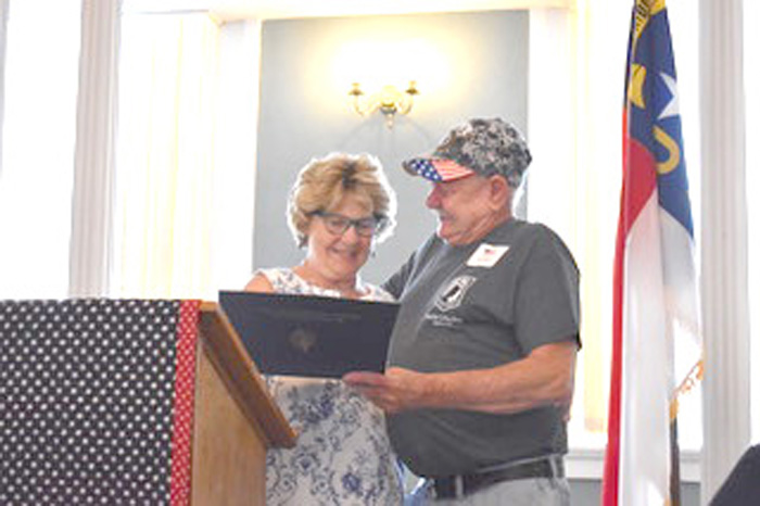 Horton gets DAR service award | Salisbury Post