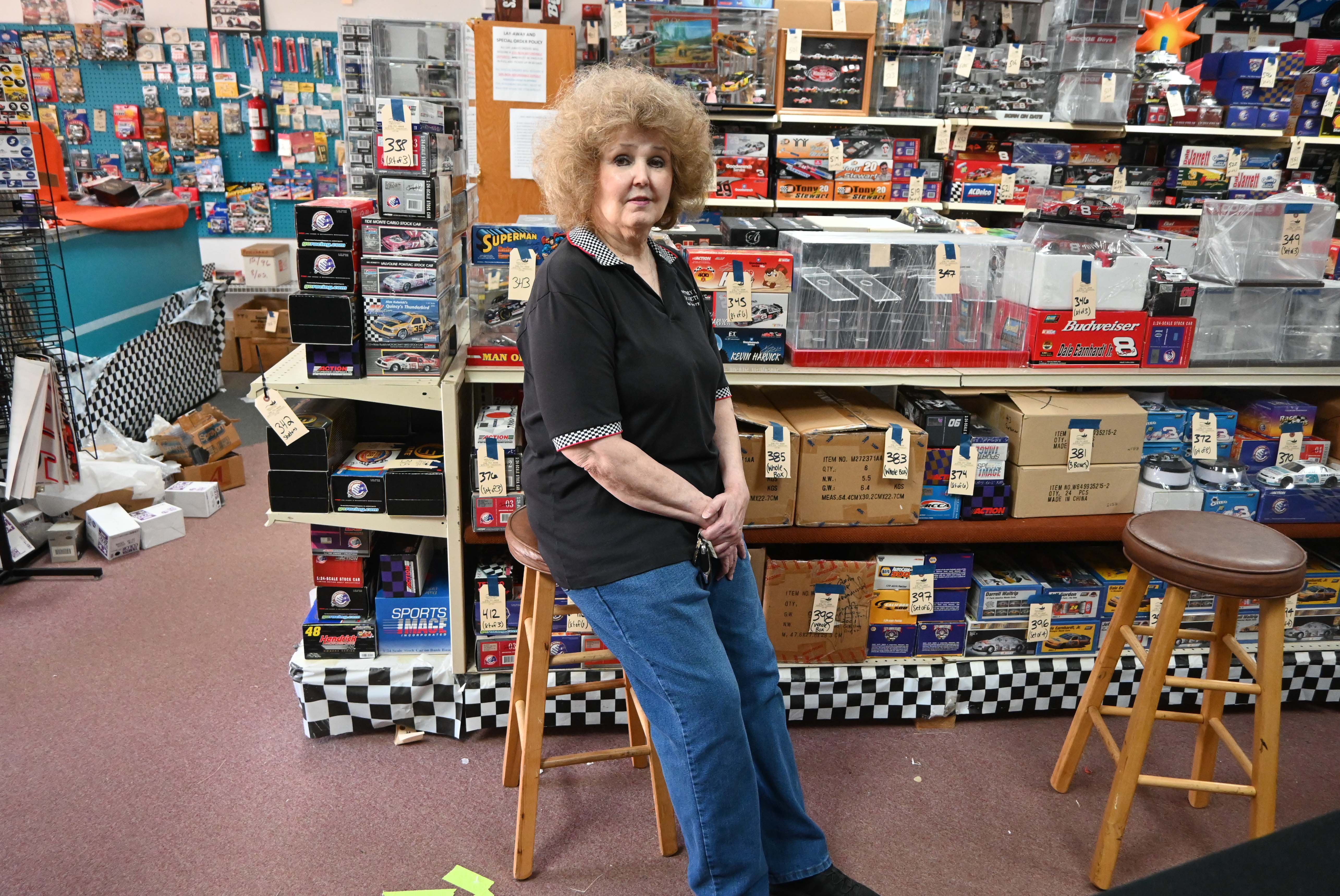 Down the stretch: Victory Lane Collectibles works to sell its parts ...