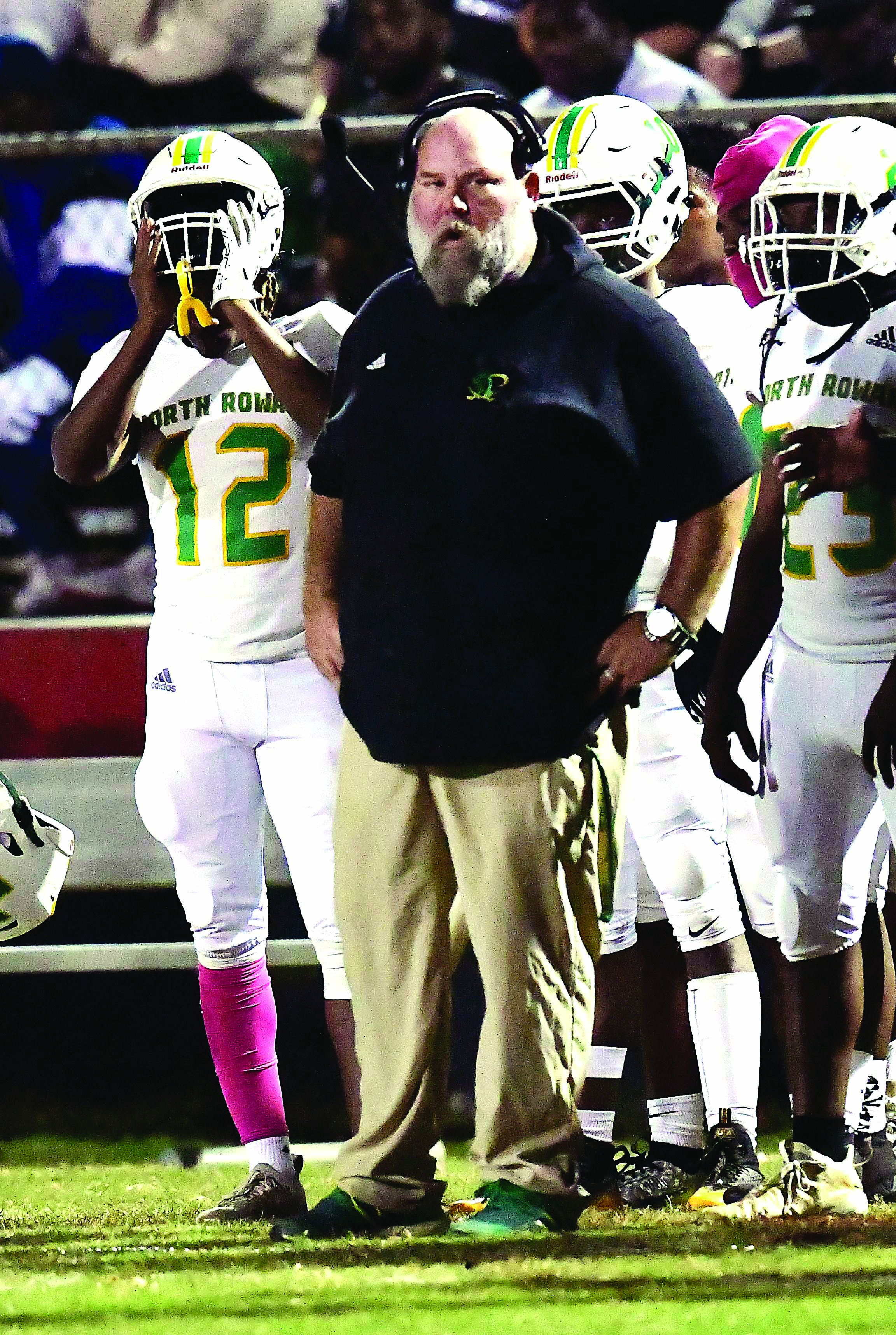 High school football: Cavs hold off Corvian, move into Round 3 ...