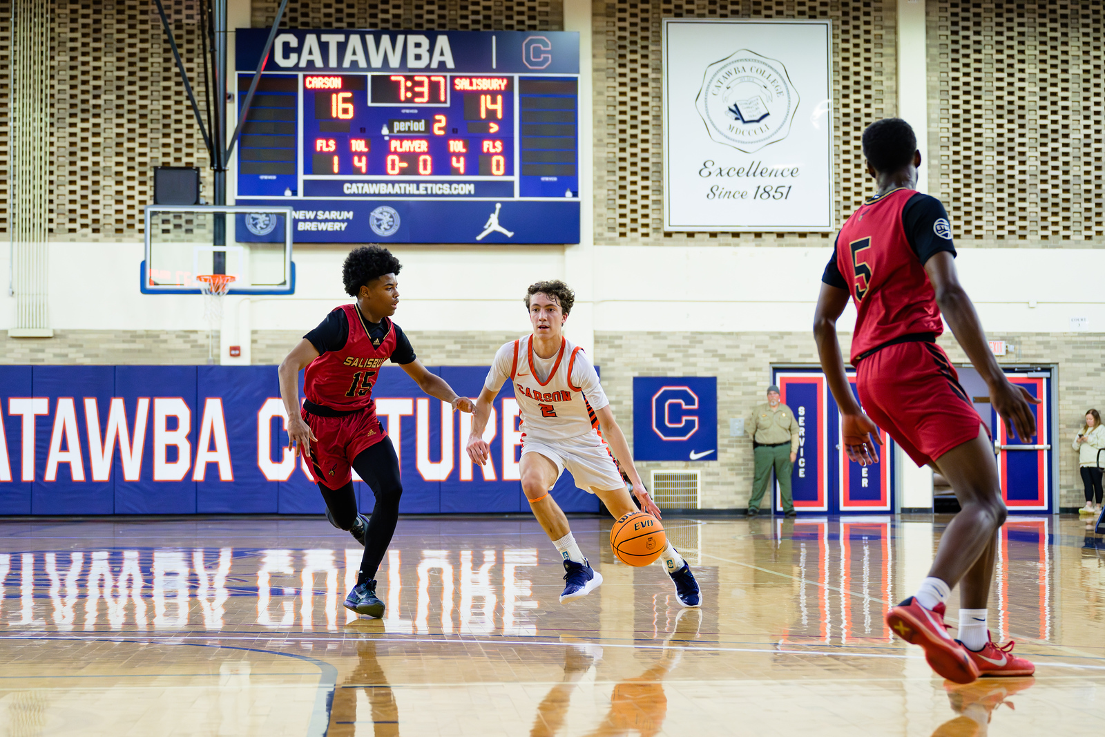 High school boys basketball: Hornets rally for back-to-back Moir ...