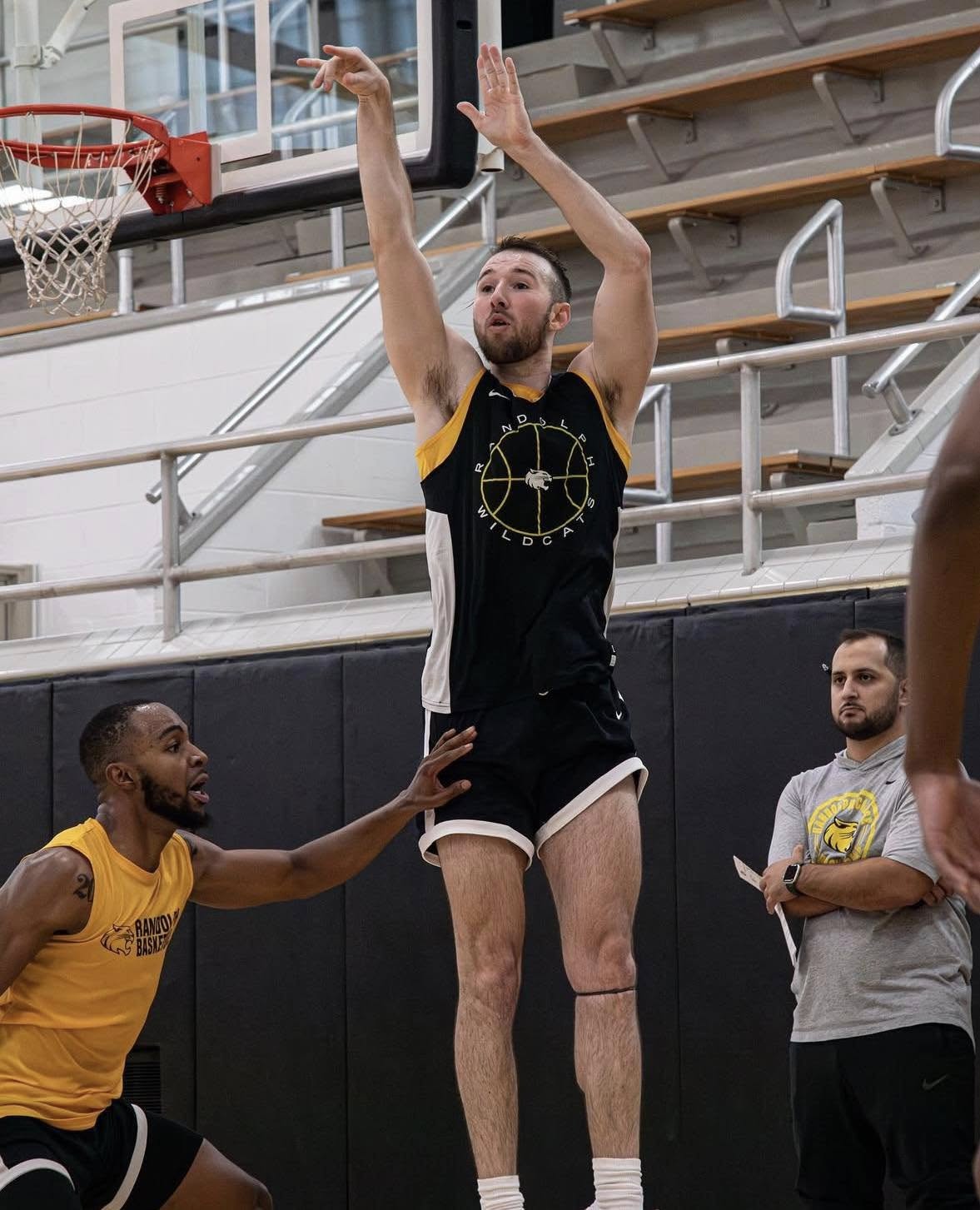 College men’s basketball: Long journey for Perry | Salisbury Post