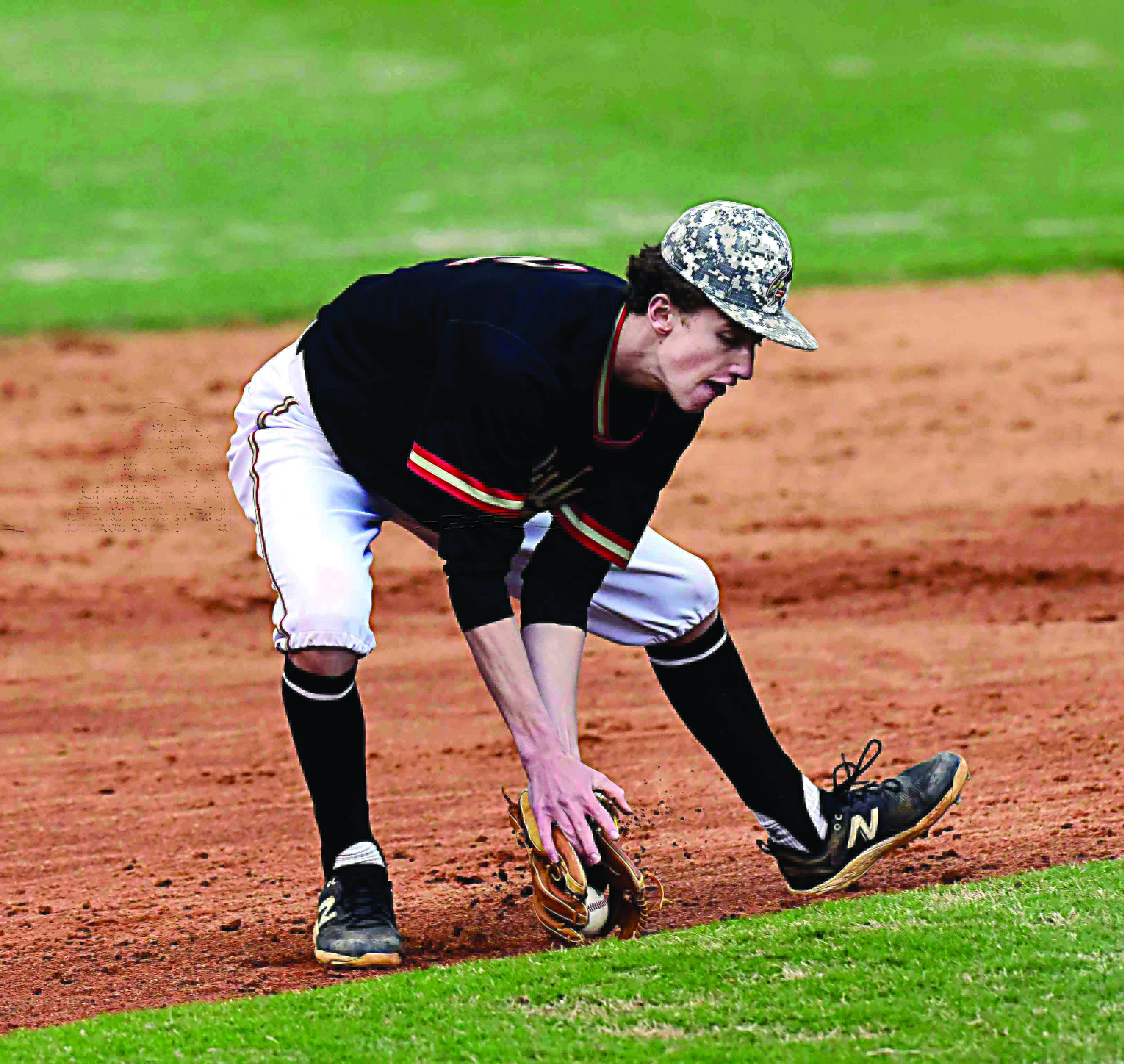 High school baseball roundup: Wonders, Mustangs, Cougars, Hornets win ...