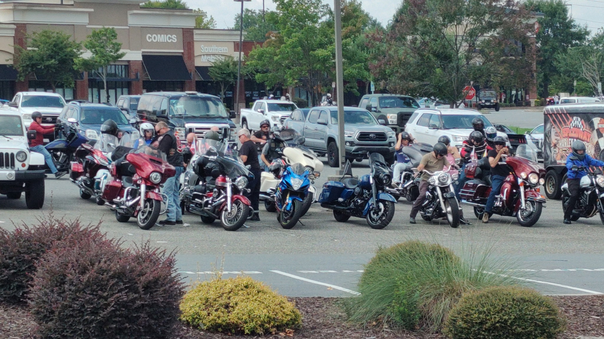 Vroom vroom: Motorcycle club rides for first responder nonprofit ...